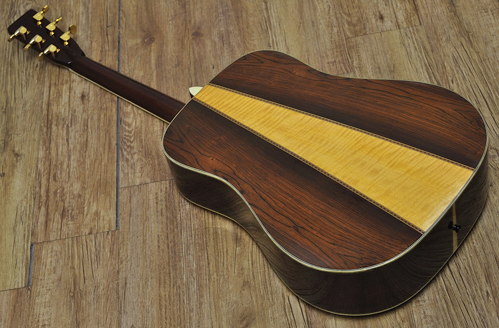 ギター買取実績｜Morris W-100｜東京都葛飾区/店頭買取/コンディション良好の査定例 - ギター・楽器買取のサウンド・プラグ